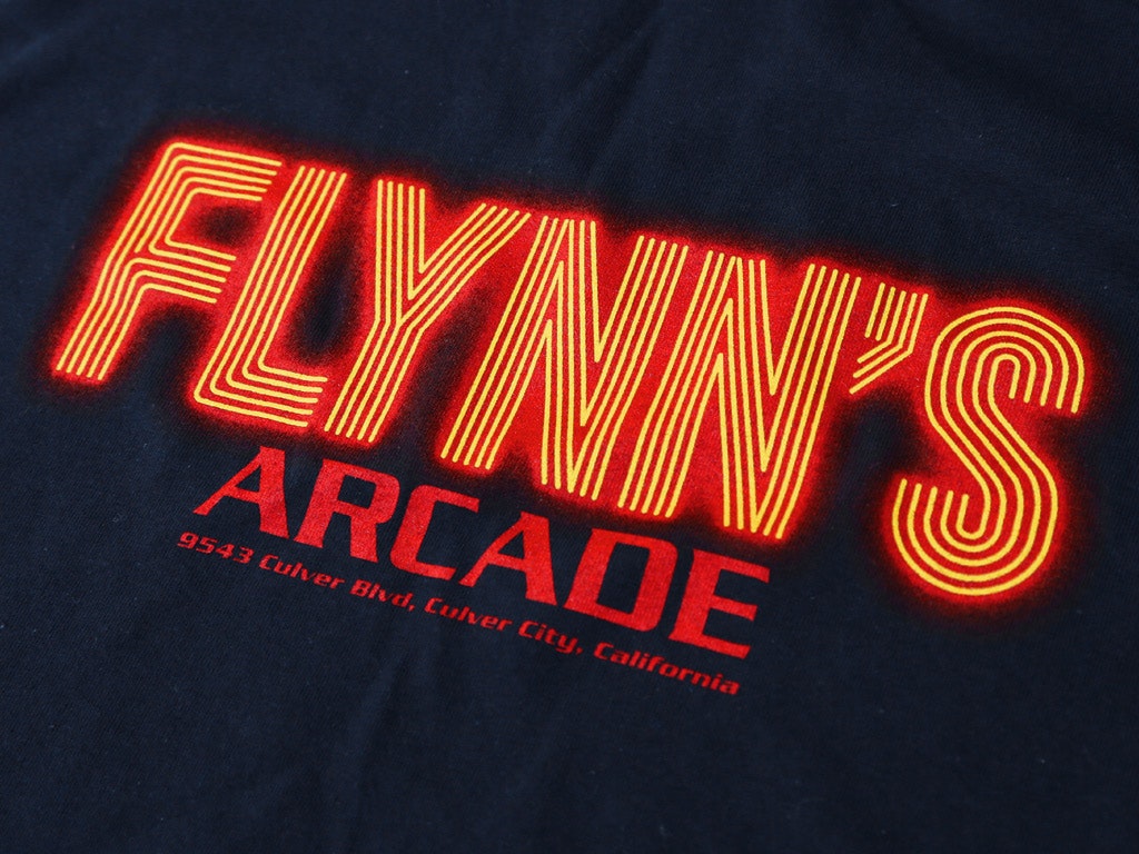FLYNN'S ARCADE (NAVY) - REGULAR T-SHIRT | Last Exit to Nowhere
